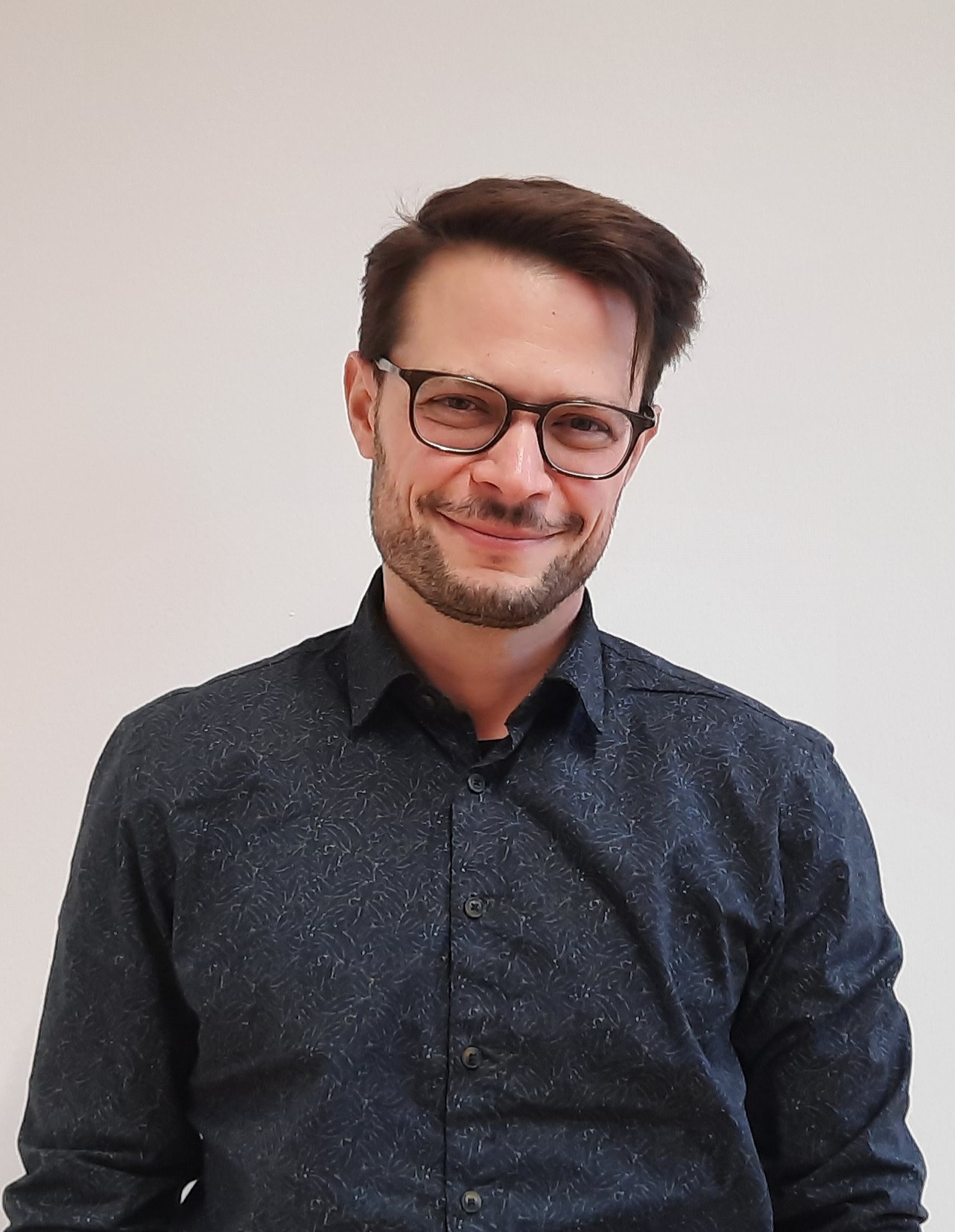 Mitarbeiter Prof. Dr. Julia Peters